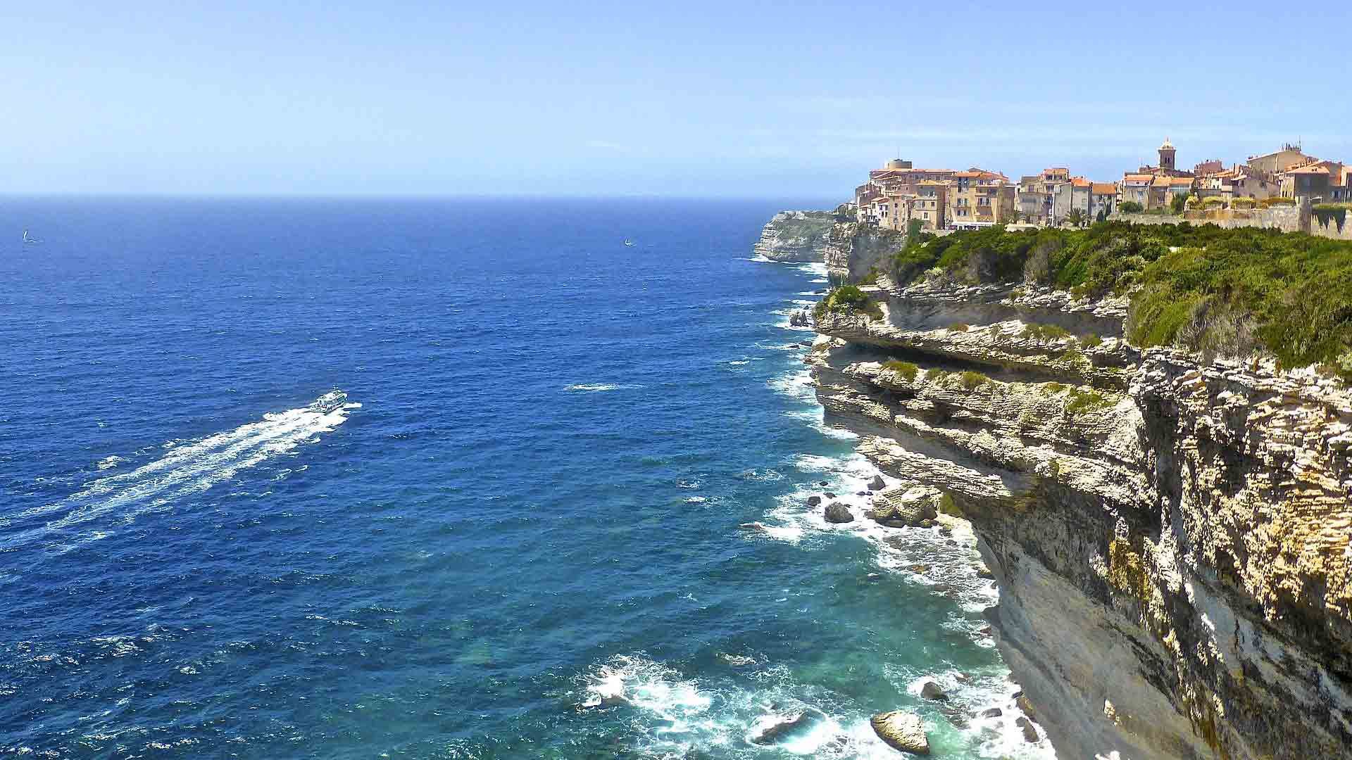 Resor till Bonifacio | Boka semester nu på Escapeaway.se